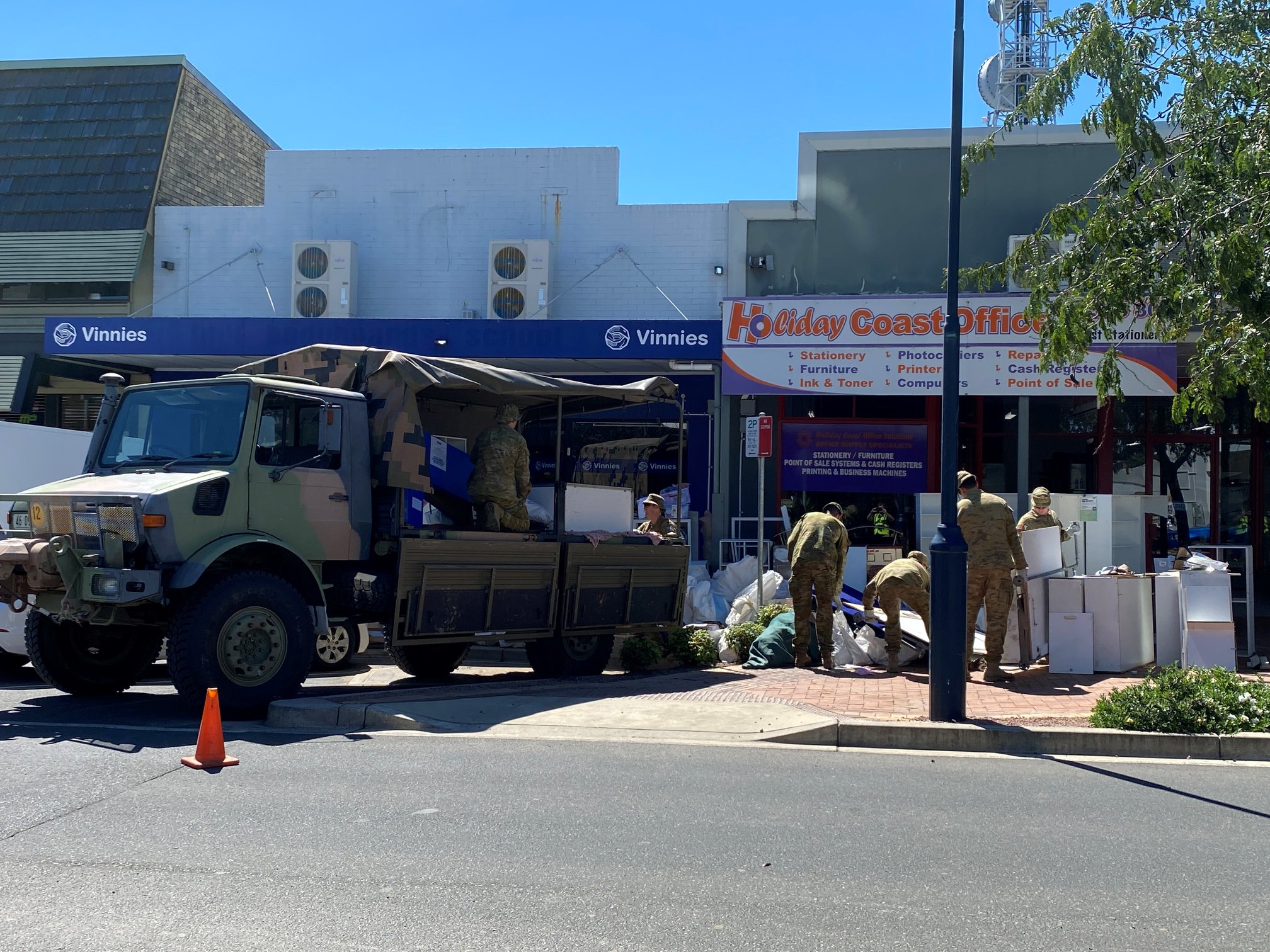 Defence Force troops to join clean-up effort | Flood Recovery Hub ...